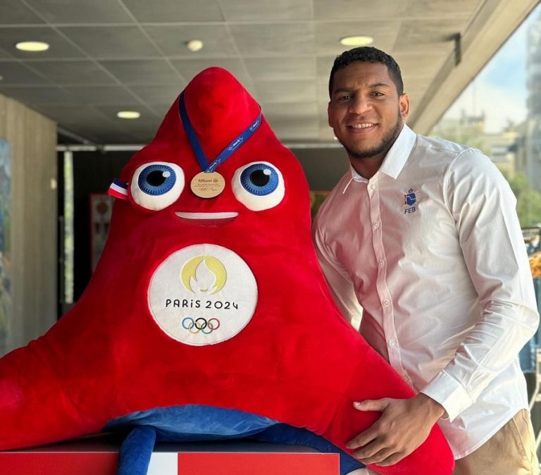 El boxeador español Reyes Pla, convertido al Islam y a un paso de ganar ...